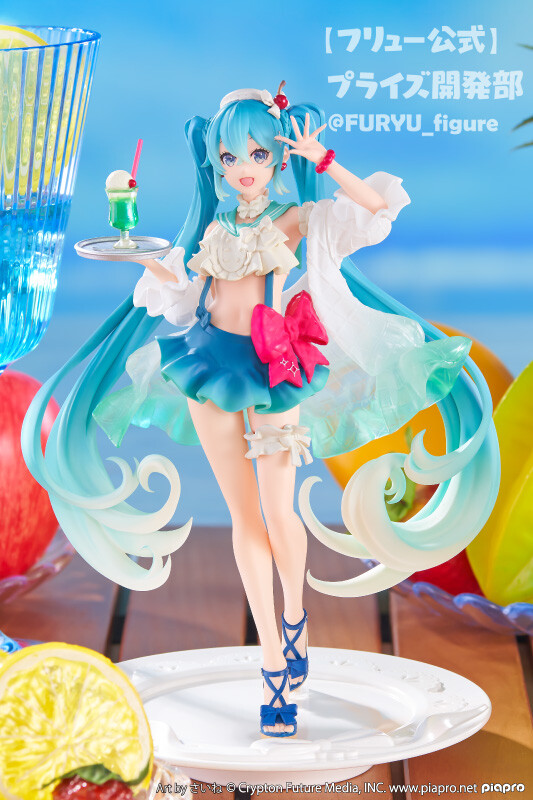 [pre Order] Hatsune Miku Exceed Creative Sweet Sweets Figure